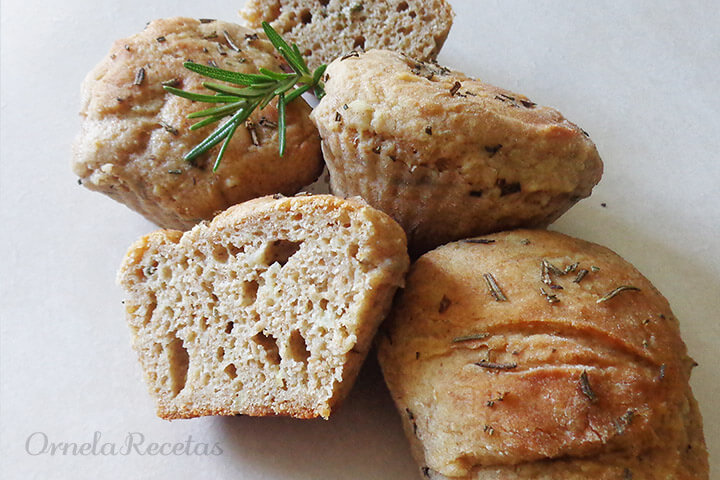 Pancitos de Papa con Romero | Ornela Recetas