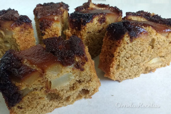 Torta de Pera invertida